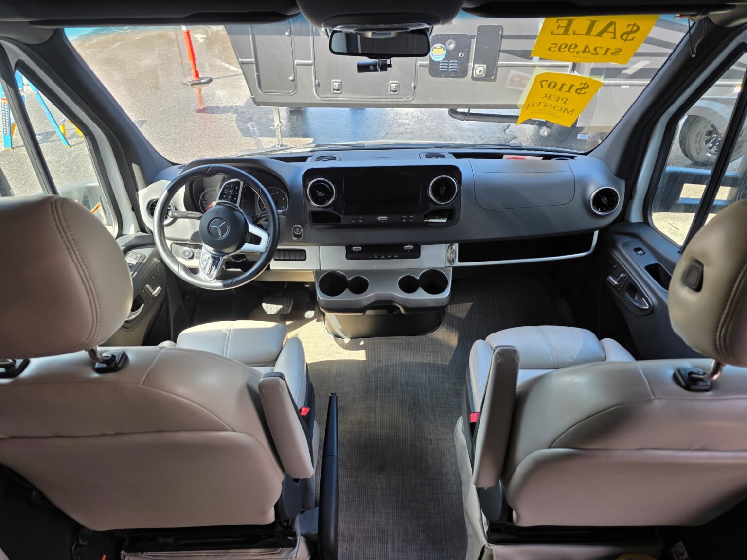 2021 Delano 24TT Mercedes-Benz Diesel Only 22,239 Miles $105,294 + dmv ...