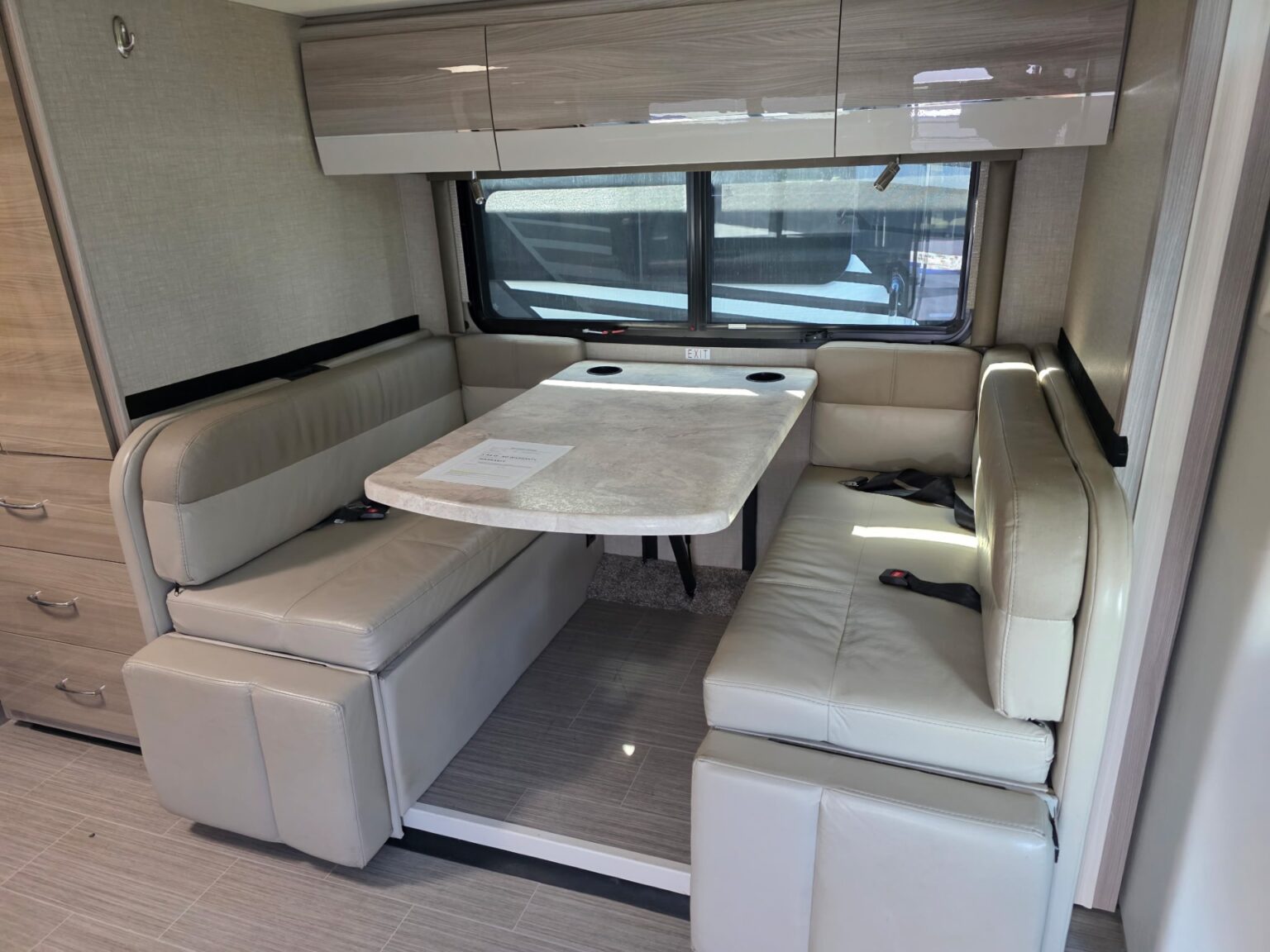 2021 Delano 24TT Mercedes-Benz Diesel Only 22,239 Miles $105,294 + dmv ...